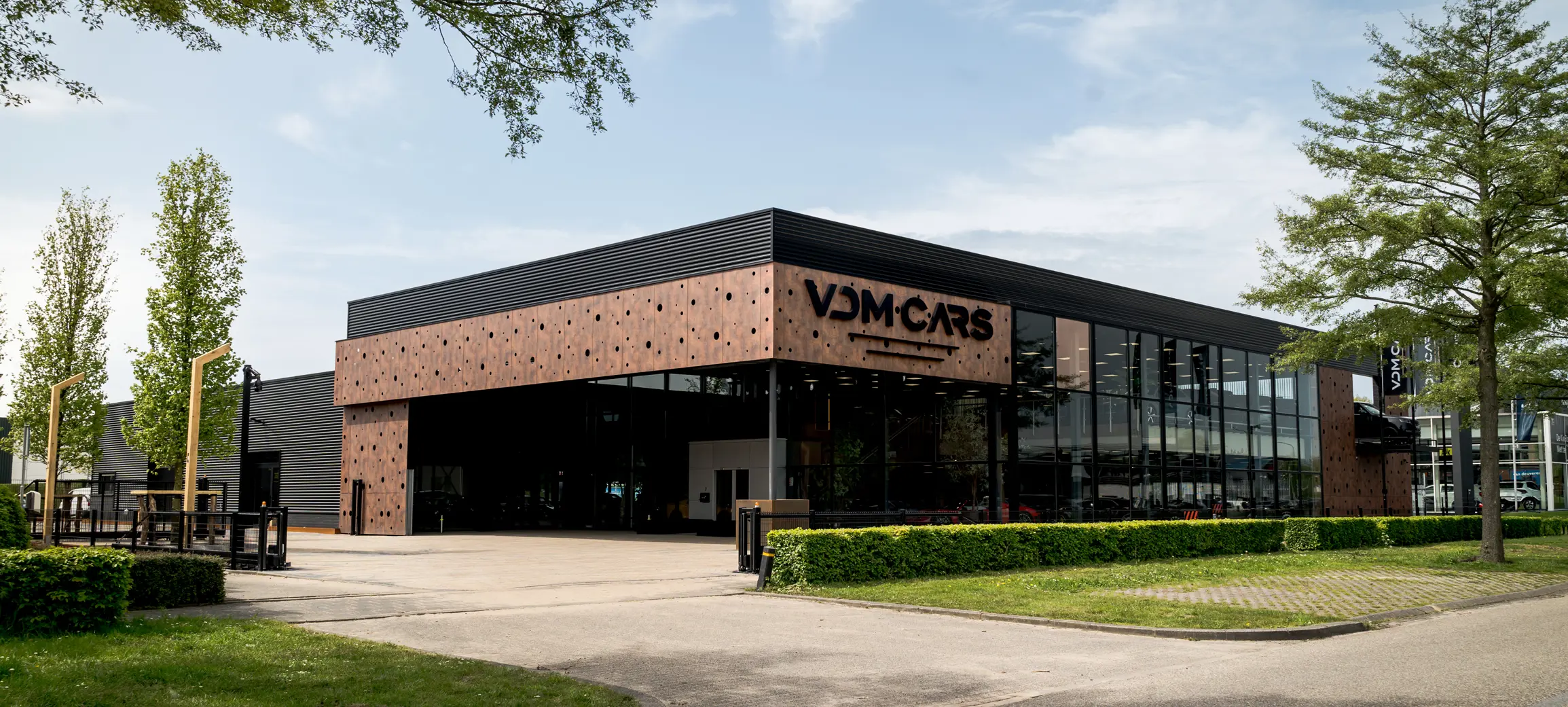 VDM Cars | Luxury & exclusive cars, service & experience